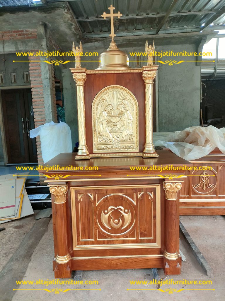 Tabernakel Gereja Kayu Ukiran | Alta Jati Furniture
