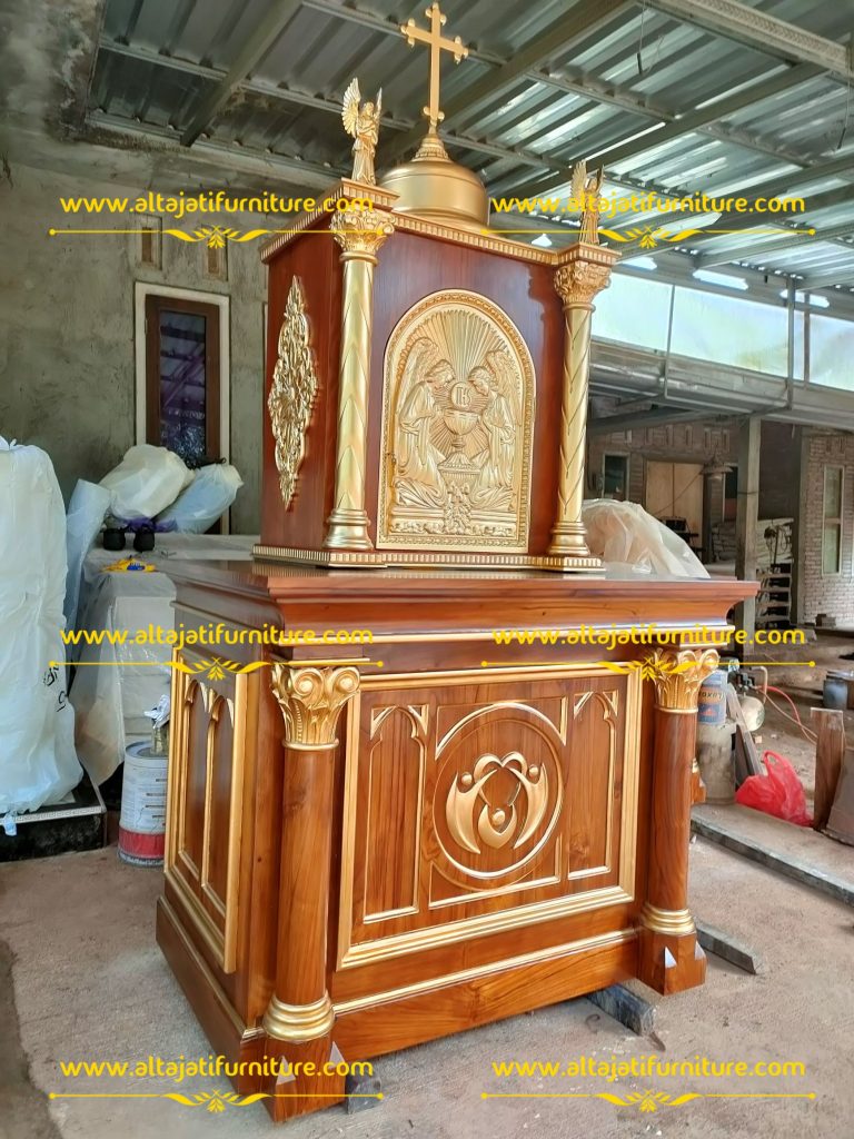 Tabernakel Gereja Kayu Ukiran | Alta Jati Furniture
